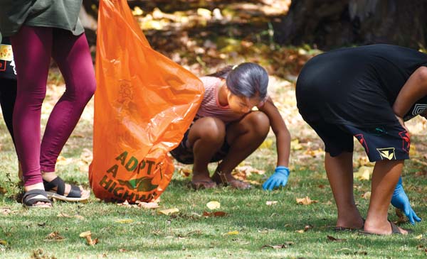 Maui youth help in beach cleanup effort | News, Sports, Jobs - Maui News